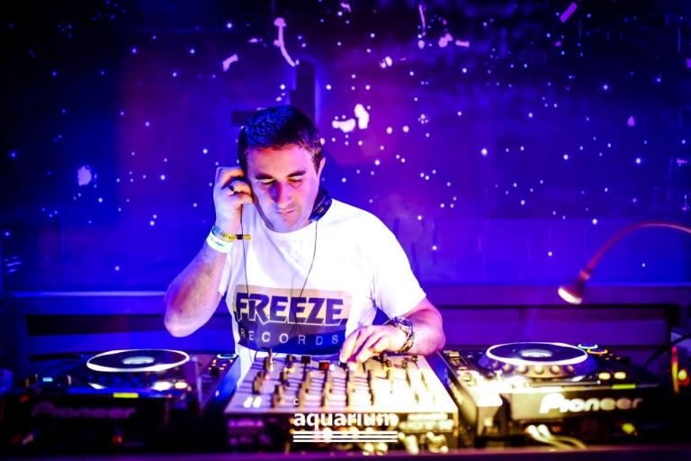 DJ Ray Grooves - Platinum DJs provide professional, experienced DJ Hire ...